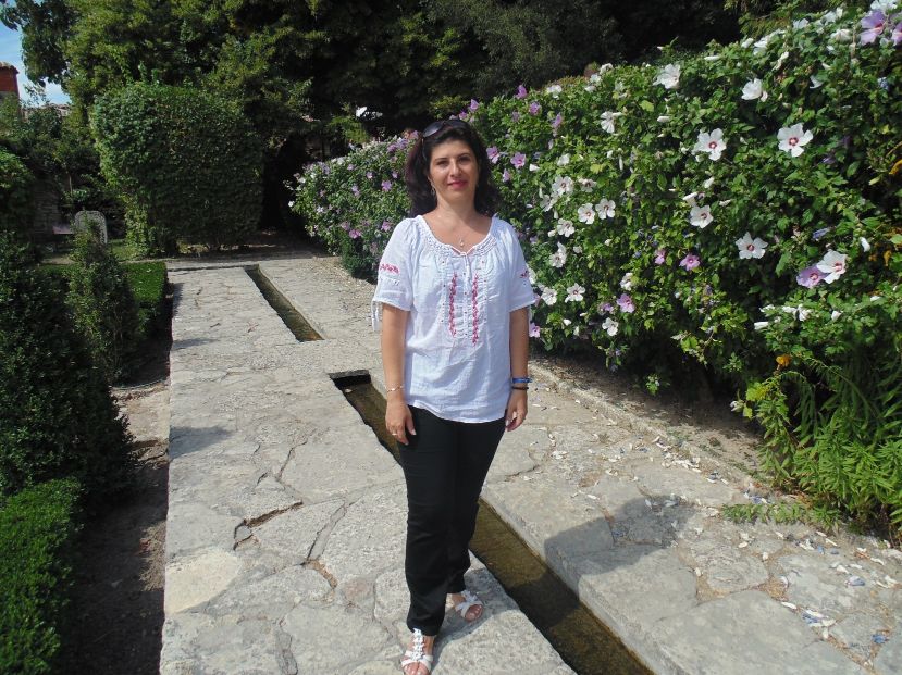 RefleqtMedia | Profa mea de latină a ajuns în presa națională! Ego ...