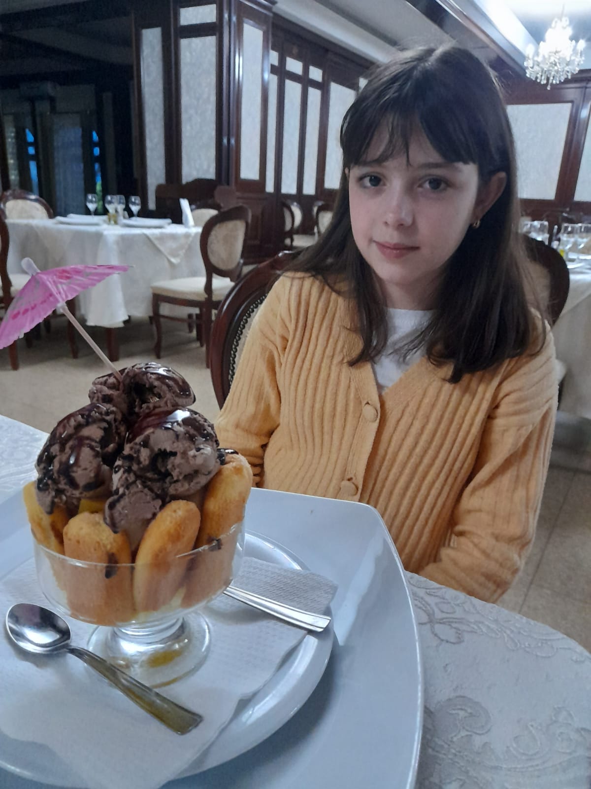 RefleqtMedia | Timea Andreea Gacs, tânăra din Câmpia Turzii care pune ...